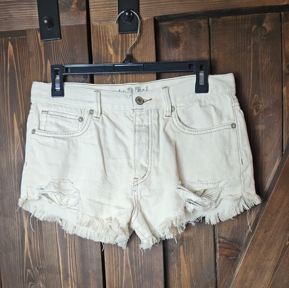 We The Free | Shorts | We The Free White Button Fly Shortie Shorts ...
